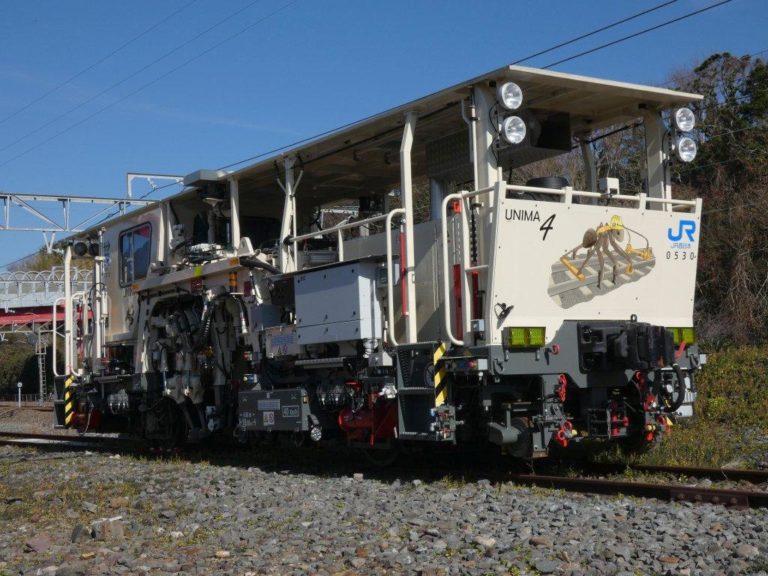 Plasser&Theurerのマルチプルタイタンパー | MCDB