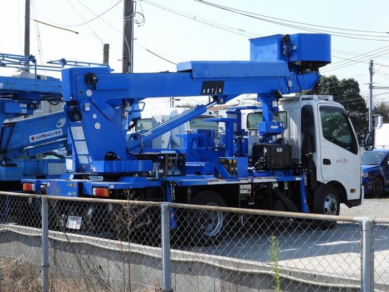 アイチコーポレーションの軌陸高所作業車(ブーム式) | MCDB